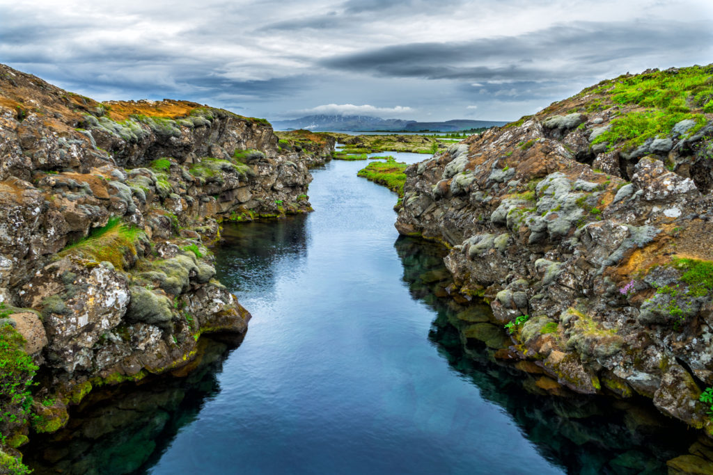 Explore 10 awe-inspiring features of Iceland’s volcanic landscape ...